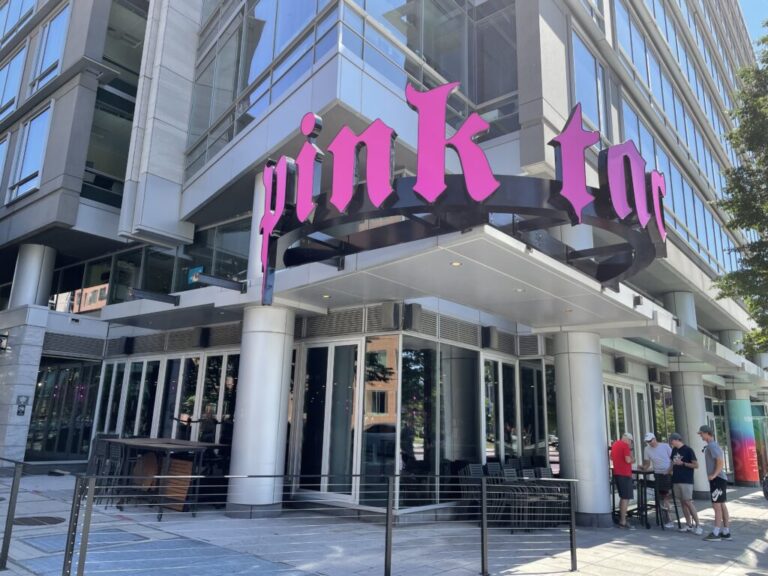 Pink Taco Goes Down in Navy Yard - PoPville