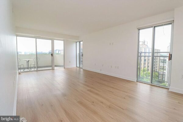 Listing of the Day: 700 7th Street, SW #734 - PoPville