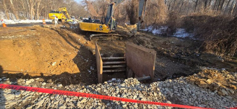 Checking in on the Damaged Sewer Line Spewing Wastewater: “Engineers on ...