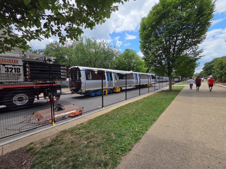 Meanwhile on the Mall – Metro Cars – “fully restored 1000-series train ...
