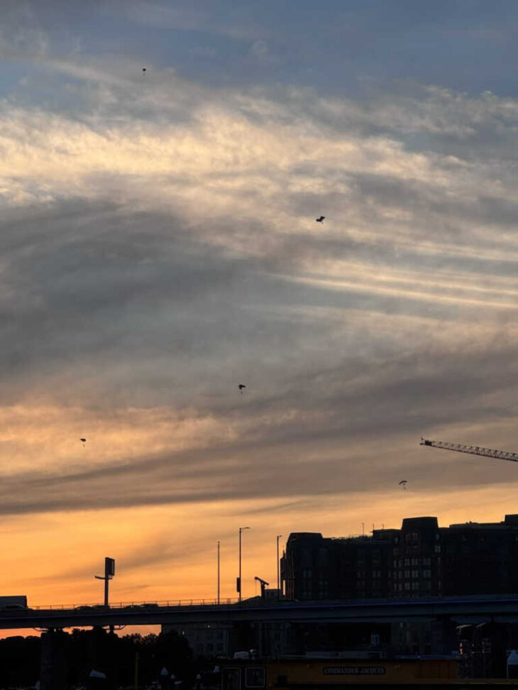 Meanwhile in the Skies Saturday Night - PoPville